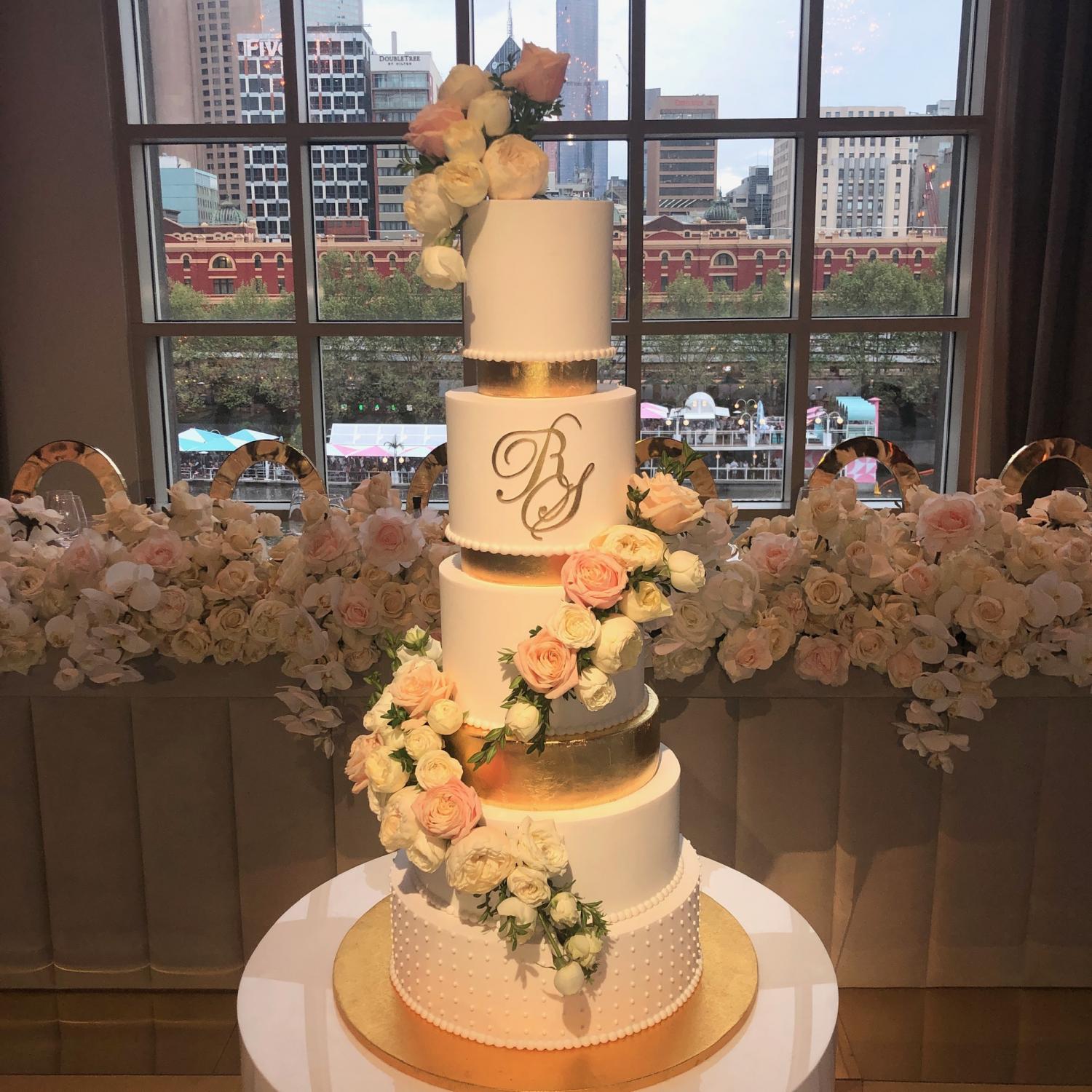 Exquisite Tower | Nikos Cakes