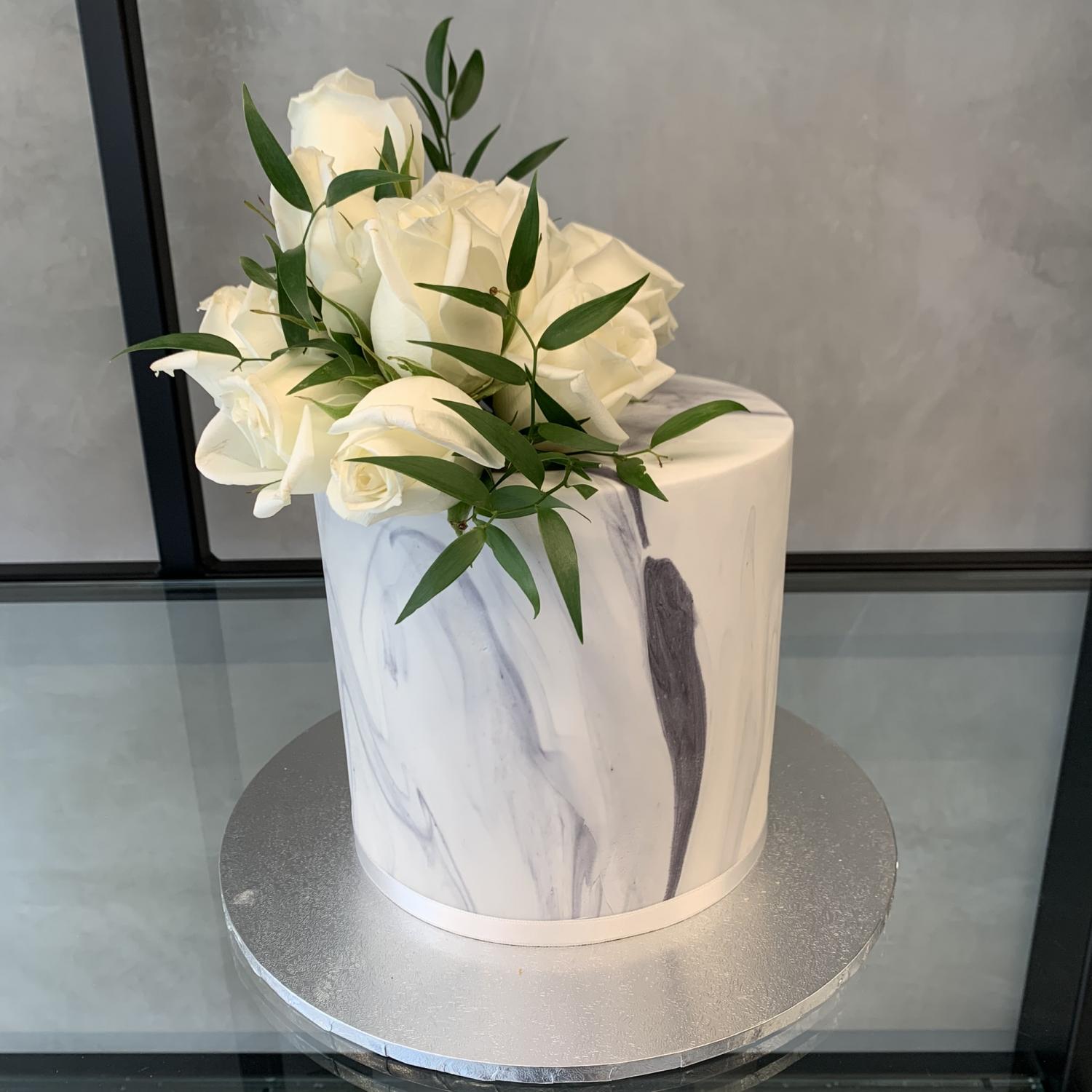 Marble & Fresh | Nikos Cakes