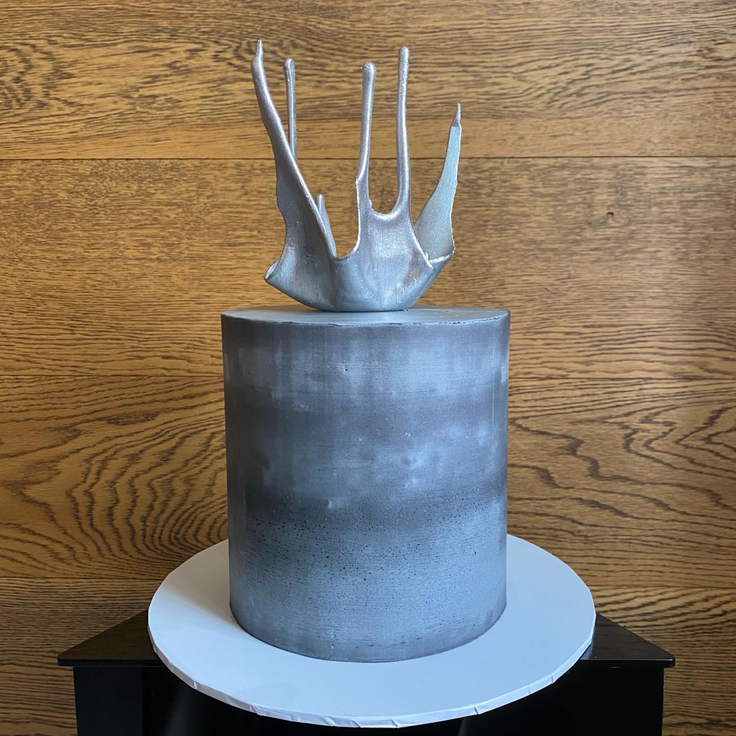 Grey on Grey | Nikos Cakes